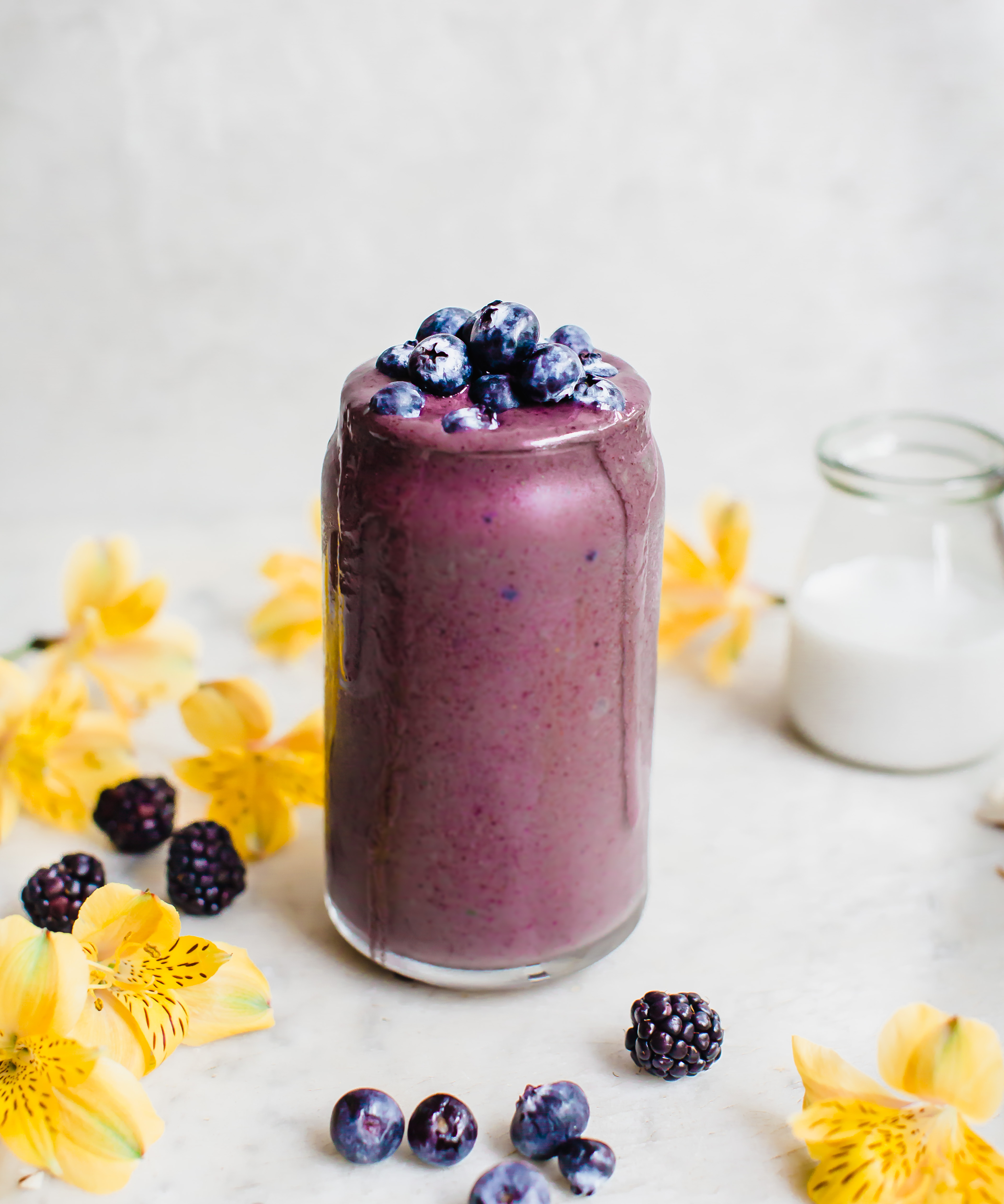 Energizing Berry and Spirulina Smoothie - California Giant Berry Farms