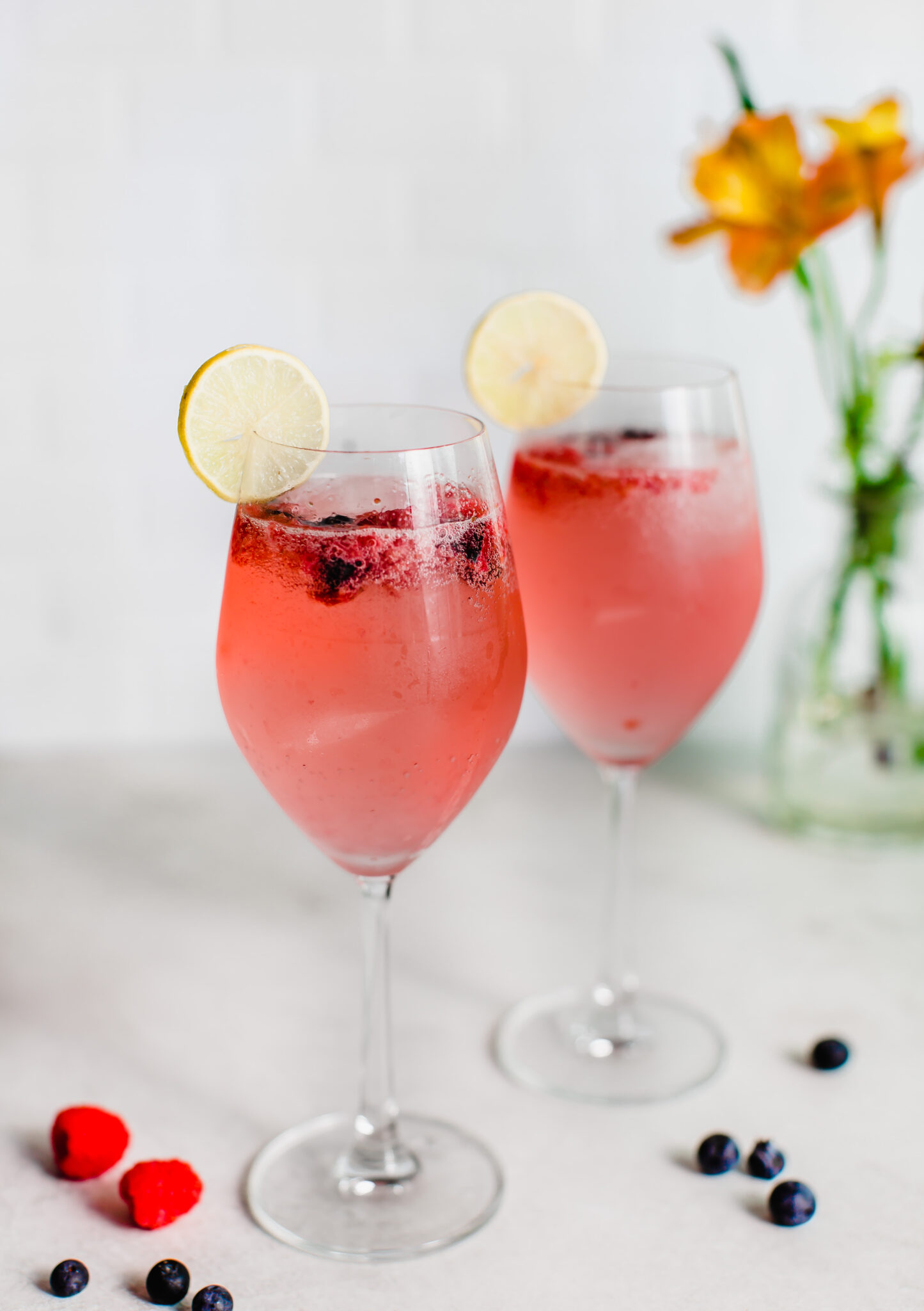 Prosecco Pink Lemonade Berry Spritz - California Giant Berry Farms